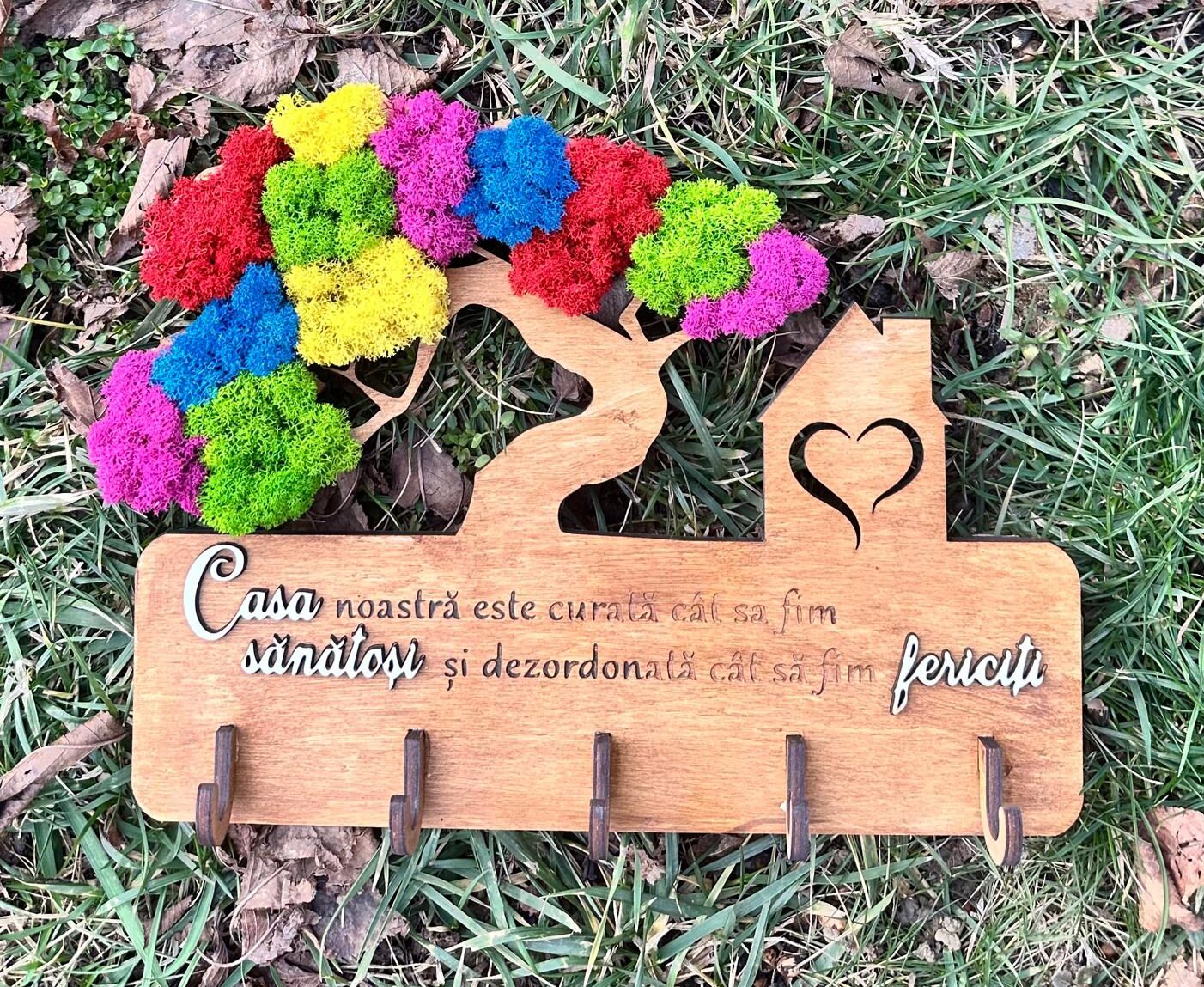 Cuier de chei cu licheni si mesaj - Crafty Depot